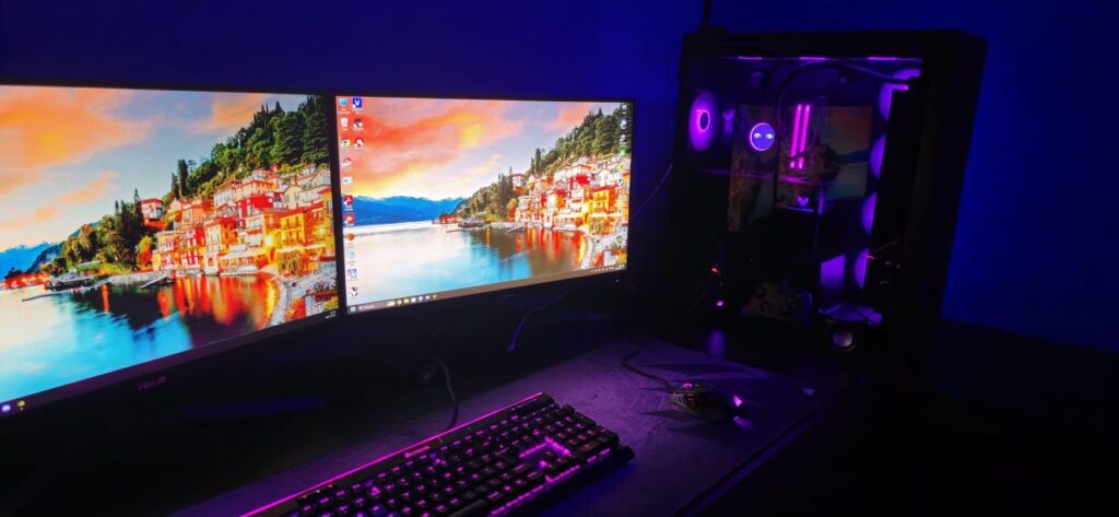 6 Best Ergonomic Keyboards for Gaming Today - Home Office World